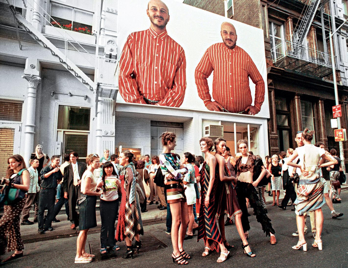 Jeffrey Deitch Curates Jeffrey Deitch: The Return of the Art World’s ...