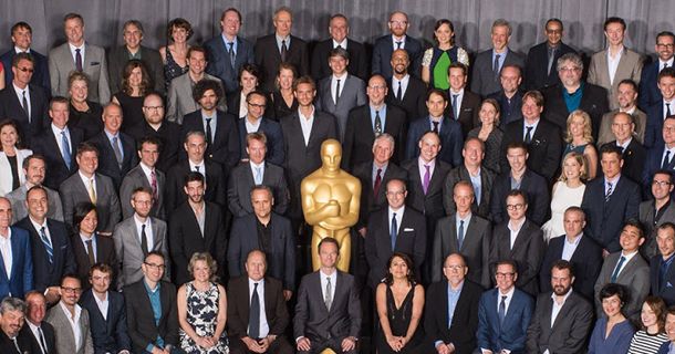 9 Points of Interest From 2015’s Oscar Class Photo