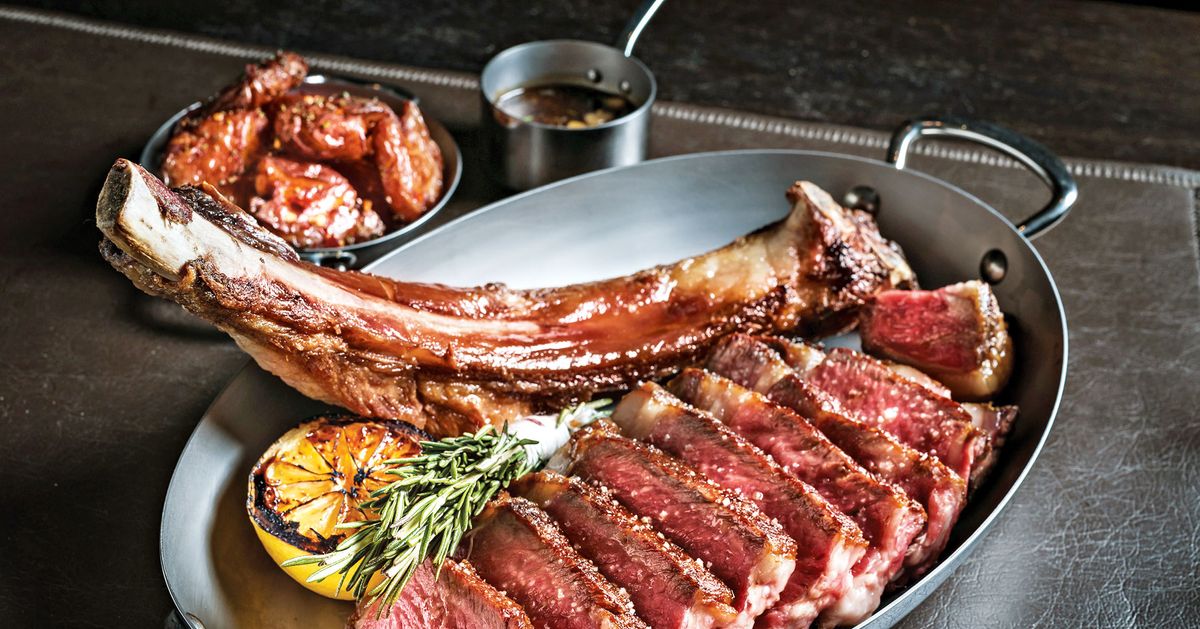 What to Eat at Costata, Michael White’s Italian Steakhouse