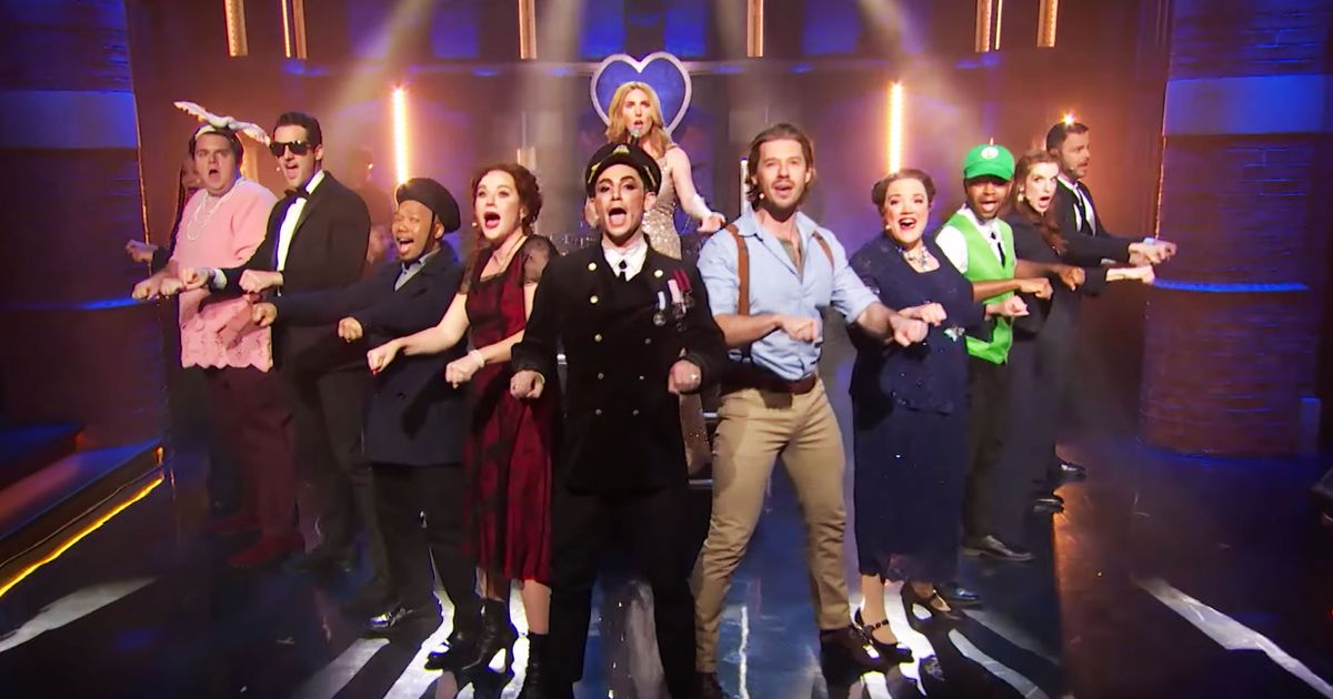 ‘Titanique’ Musical Performs With Matt Rogers on Late Night