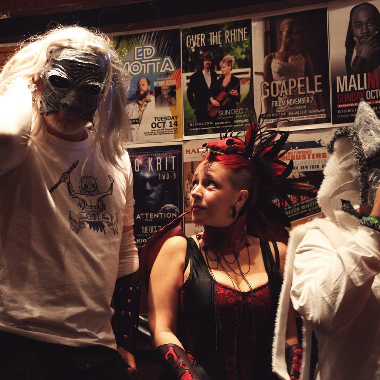 A Night With Game of Thrones’ Hodor, Rave DJ - Slideshow - Vulture