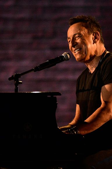 50 Photos of Bruce Springsteen, Plus 50 More