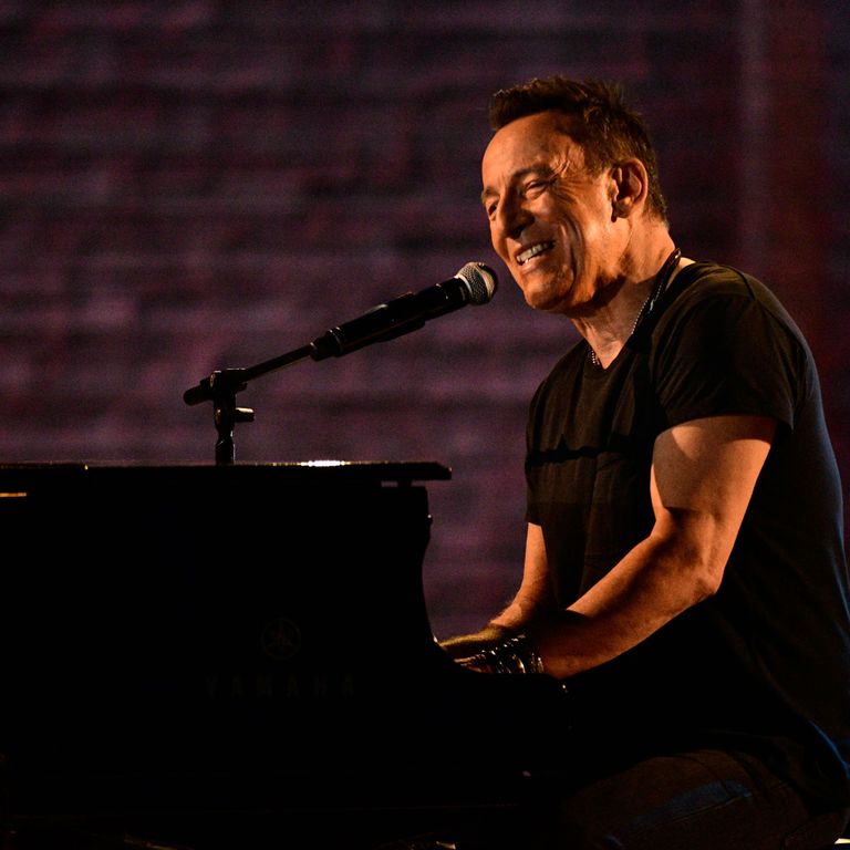 50 Photos of Bruce Springsteen, Plus 50 More