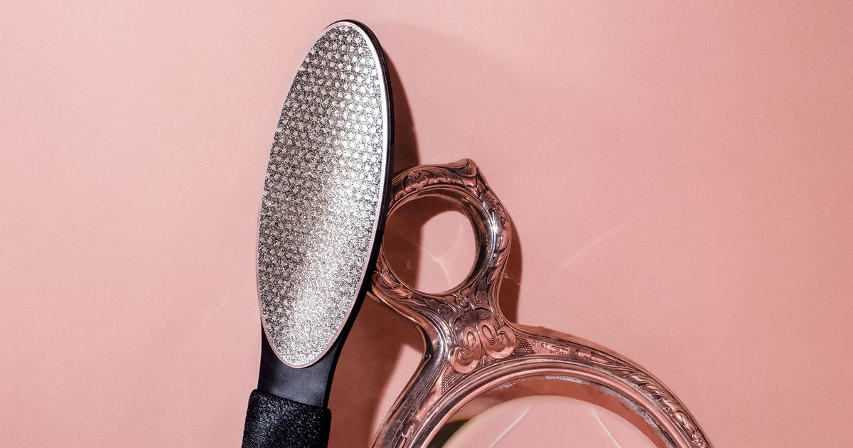 Best Metal Foot File For Winter Skin | The Strategist