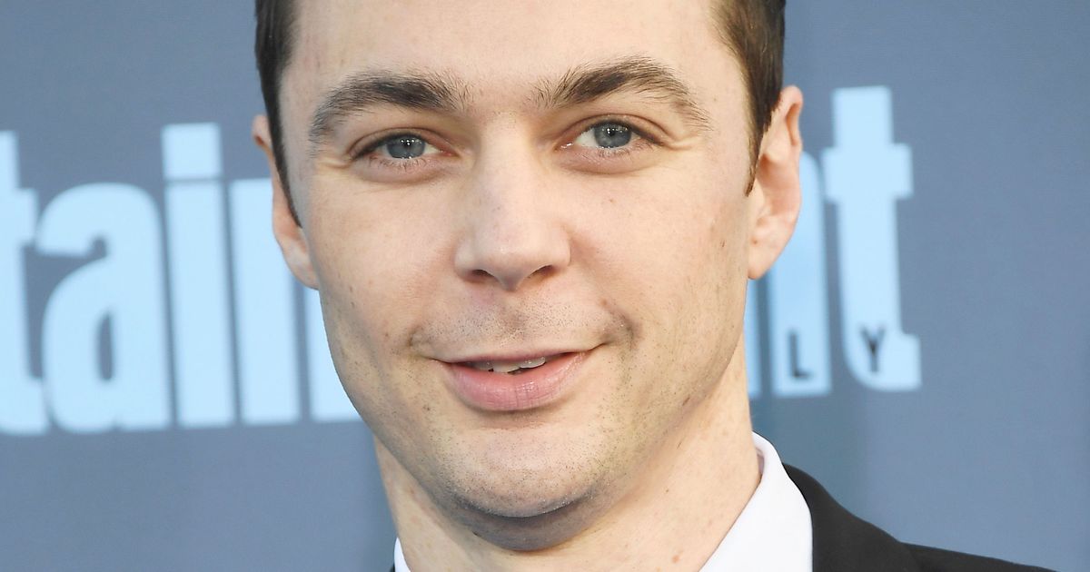 The Big Bang Theory’s Jim Parsons Is Doing a Radio Show About Politics ...