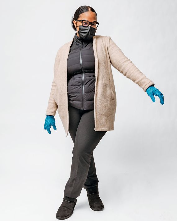 Photos: A Morning at S&T Auto Body in The Bronx