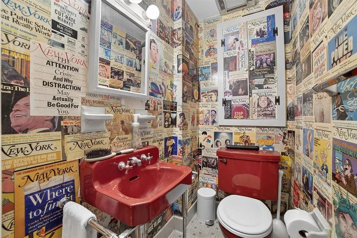A Dobbs Ferry Bathroom Wallpapered in ‘New York’ Magazine
