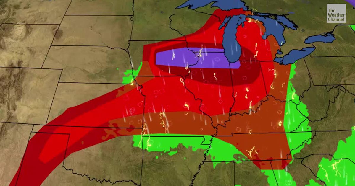 Destructive Derecho Tears Through Midwest Toward Chicago