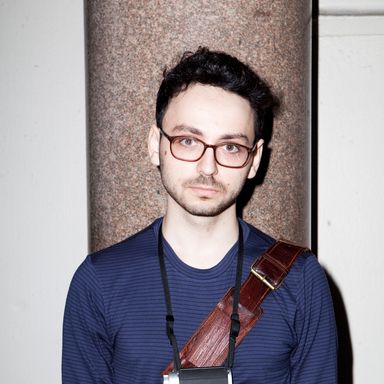 NYU Street Style: Loose Jeans and Chelsea Boots