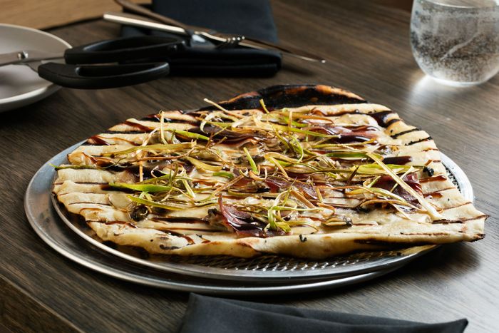 Emily Team’s Violet Opens in NYC With Grilled Pizza