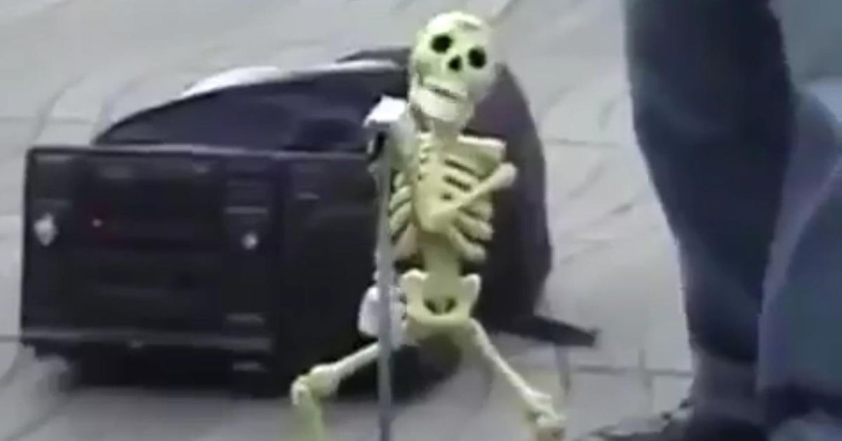 Ranking the 10 Best Dance Moves of the Internet’s New Dancing Skeleton ...