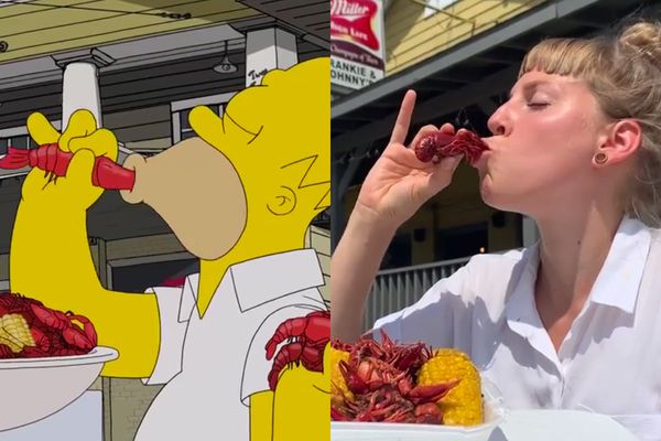 Homer Simpson Eating