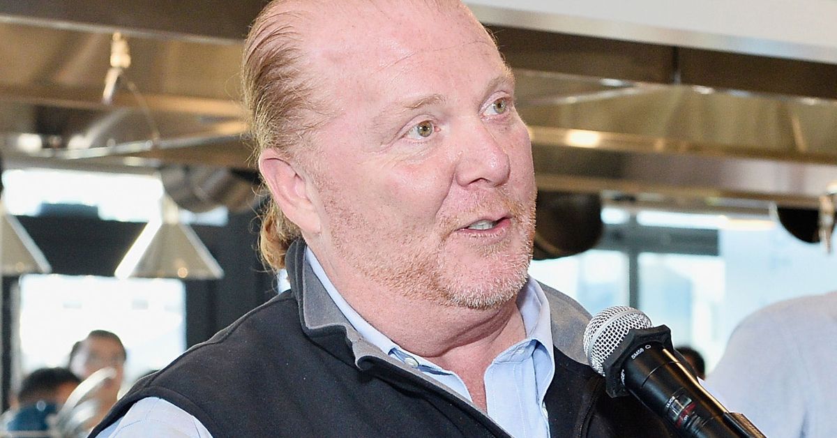 Mario Batali Has Given Up Ownership of His Restaurant Empire