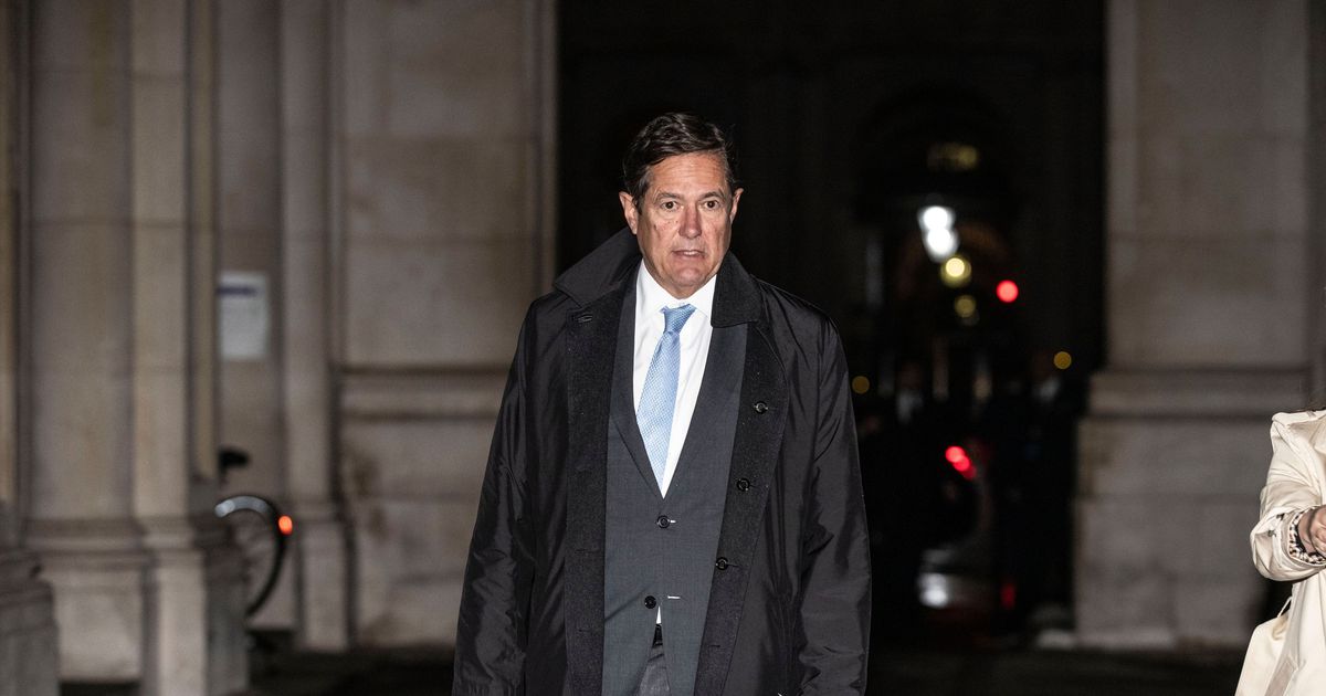 JPMorgan Sues Jes Staley for Jeffrey Epstein Connection