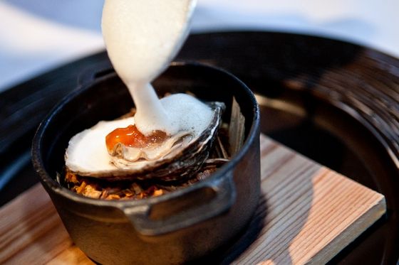 Behind the Scenes at EL with Phillip Foss and Andrew Brochu