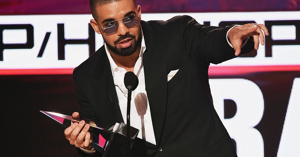 46 Photos of Drake’s Best Style