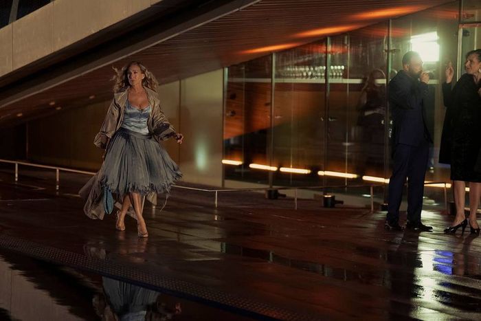 ‘And Just Like That’ Season 3 Ep. 10 Outfits: Who Wore What?