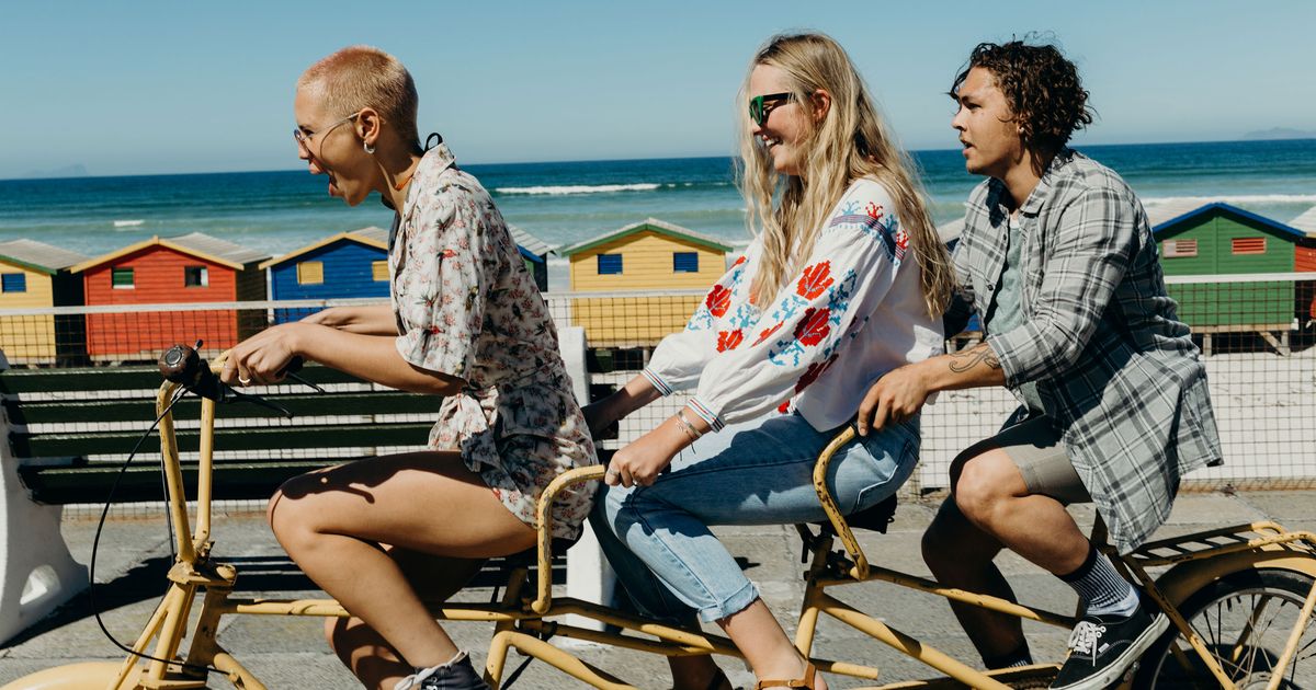 30 Halloween Costume Ideas for Your Throuple