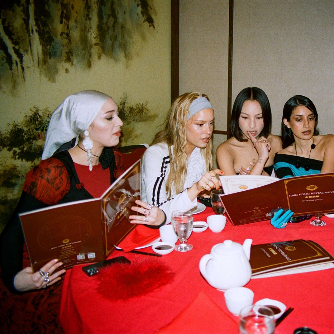 ‘It’ Girls: Anaa Saber, Maria Al-sadek, and Friends