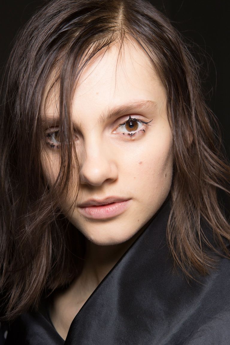 Meet the New ‘No Hairstyle’ Hairstyle