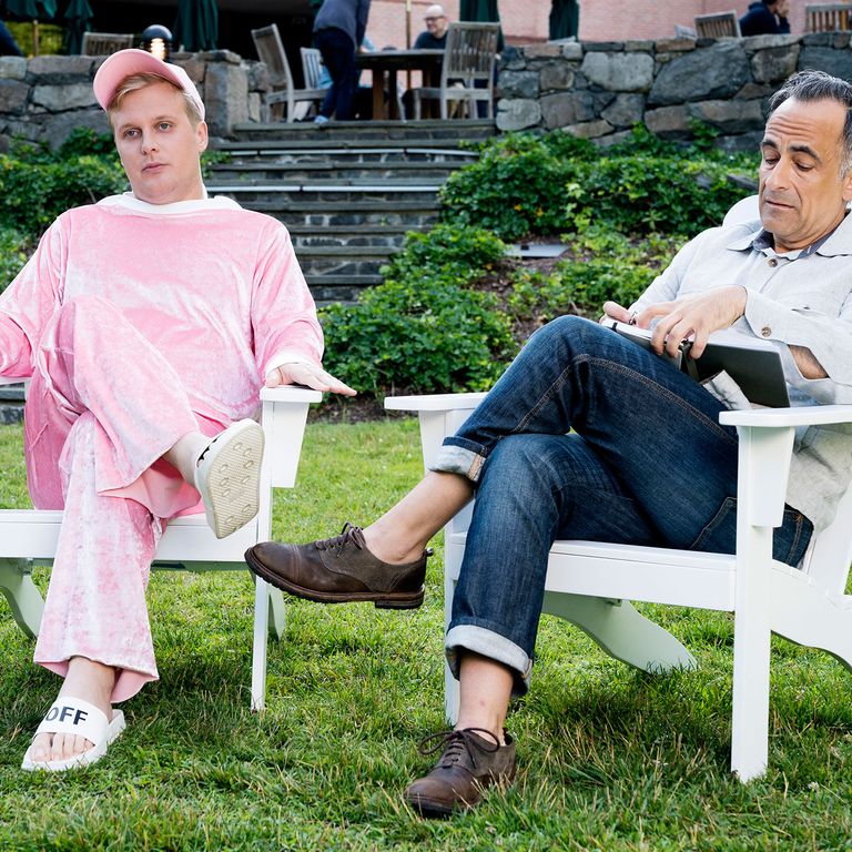 Elliott From Search Party Is Your Fall Wardrobe Inspiration