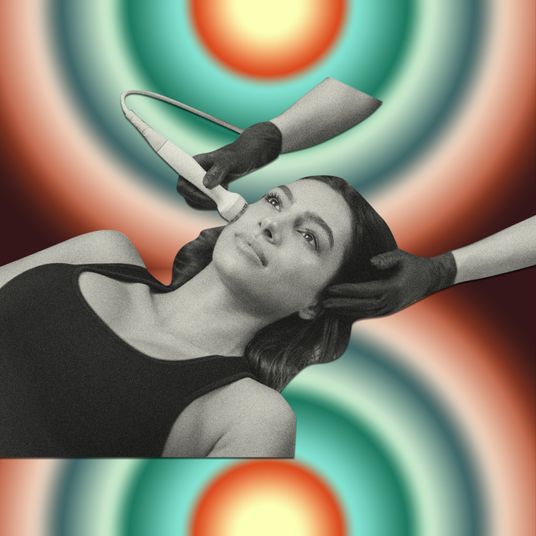 The Unbearable Thinness of Being a Model - Spring Fashion 2007 -- New ...