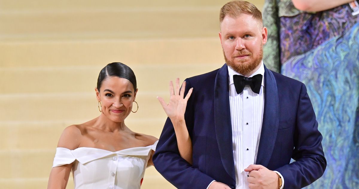 Alexandria Ocasio-Cortez Is Engaged