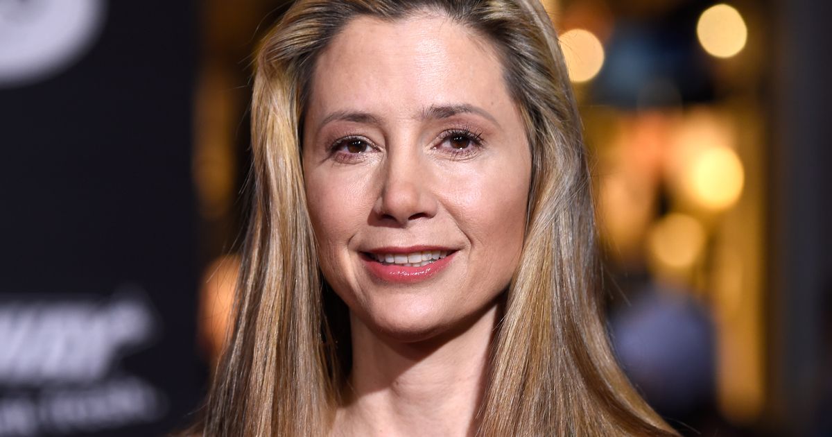 Mira Sorvino Believes Dylan Farrow’s Woody Allen Allegations