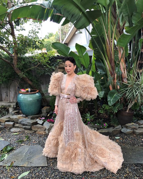 The 10 Makeup Products Sandra Oh Wore to the 2020 Oscars