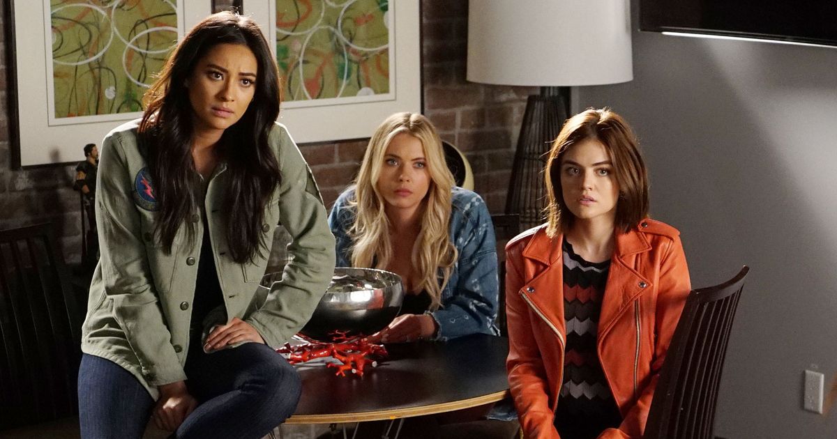 Embrace Your Inner Liar by Playing the New Pretty Little Liars Mobile Game