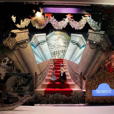 See the Best Holiday Window Displays