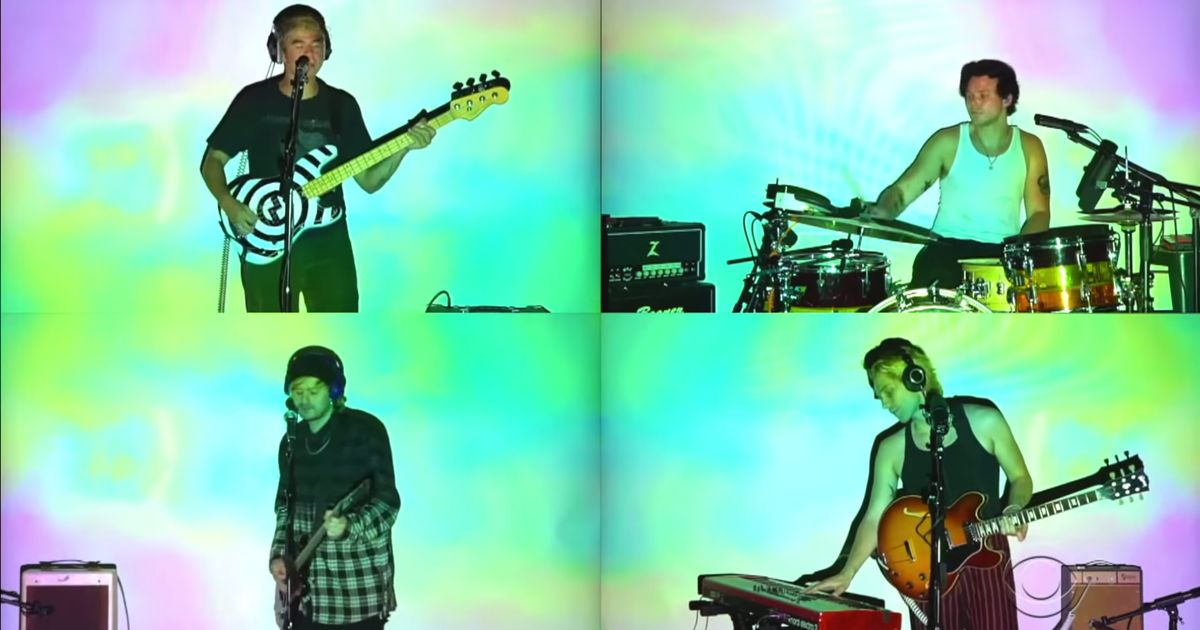 WATCH: 5 Seconds of Summer Perform ‘Wildflower’ on Corden