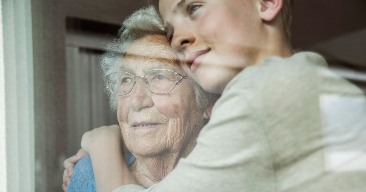 Friendships May Not Help You Live Longer, But Family Does -- Science of Us