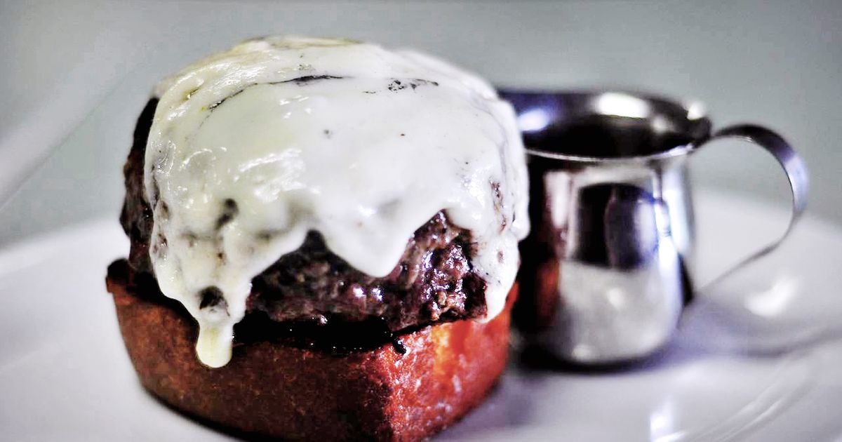 Txikito’s Alex Raij Finds the Royale at Poole’s Diner ‘Over-the-Top ...