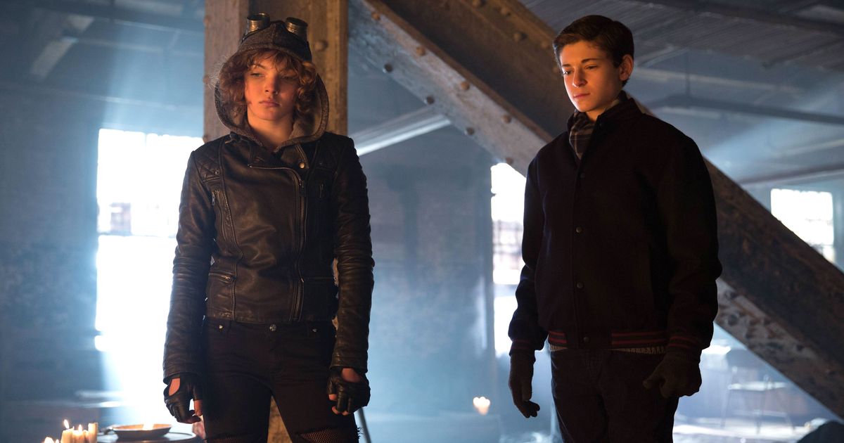 Gotham Recap: Fish Mooney vs. Not-Quite-Mike Piazza