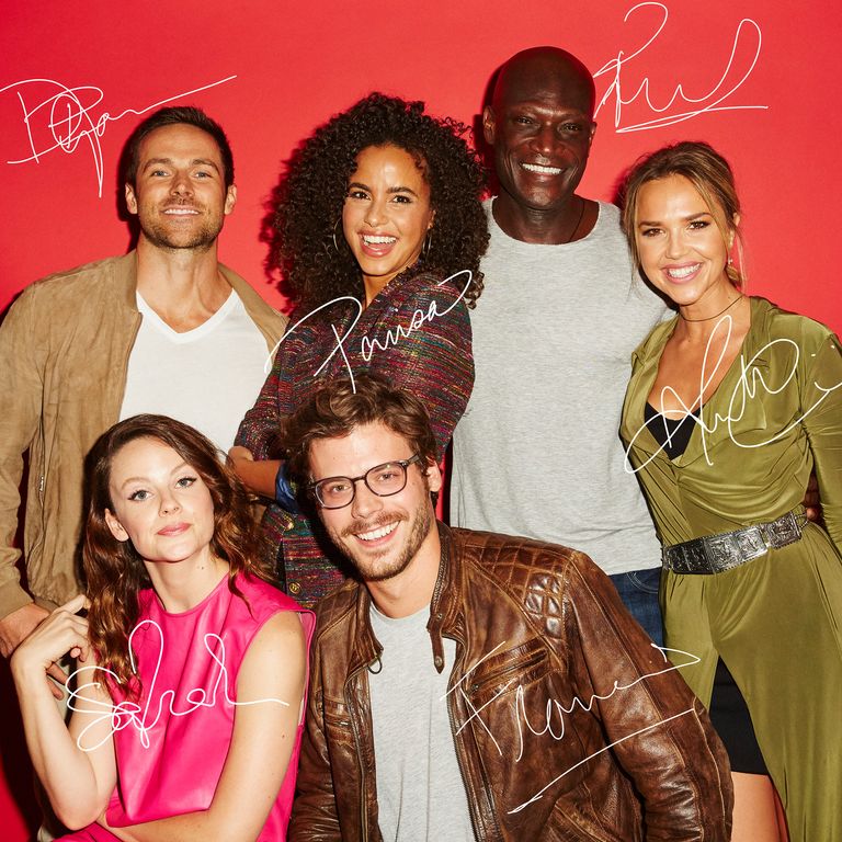 34 Photos of Your Favorite Stars Backstage at New York Comic Con 2016 ...