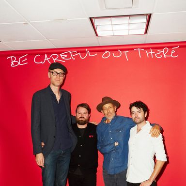 34 Photos of Your Favorite Stars Backstage at New York Comic Con 2016 ...