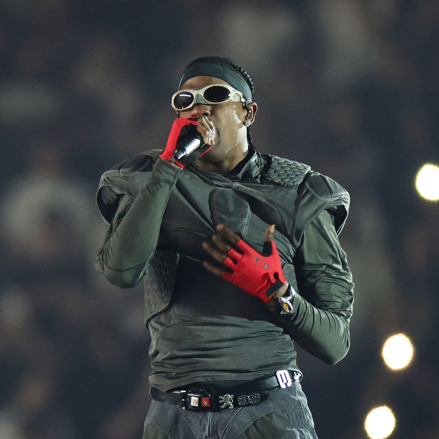 Travis Scott Arrested After Concert Travis Scott Arrested For