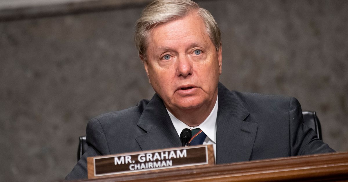 Graham Asks Older Judges to Retire So Trump Can Replace Them