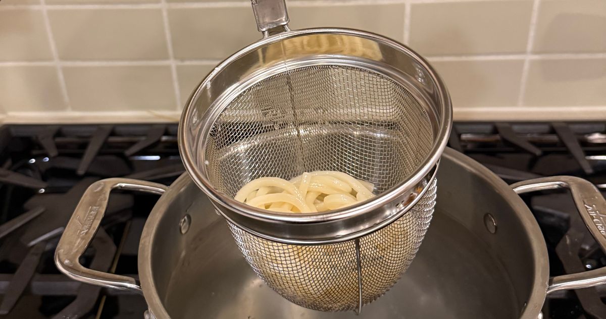 Helen’s Asian Kitchen Basket Noodle Mesh Strainer Review | The Strategist