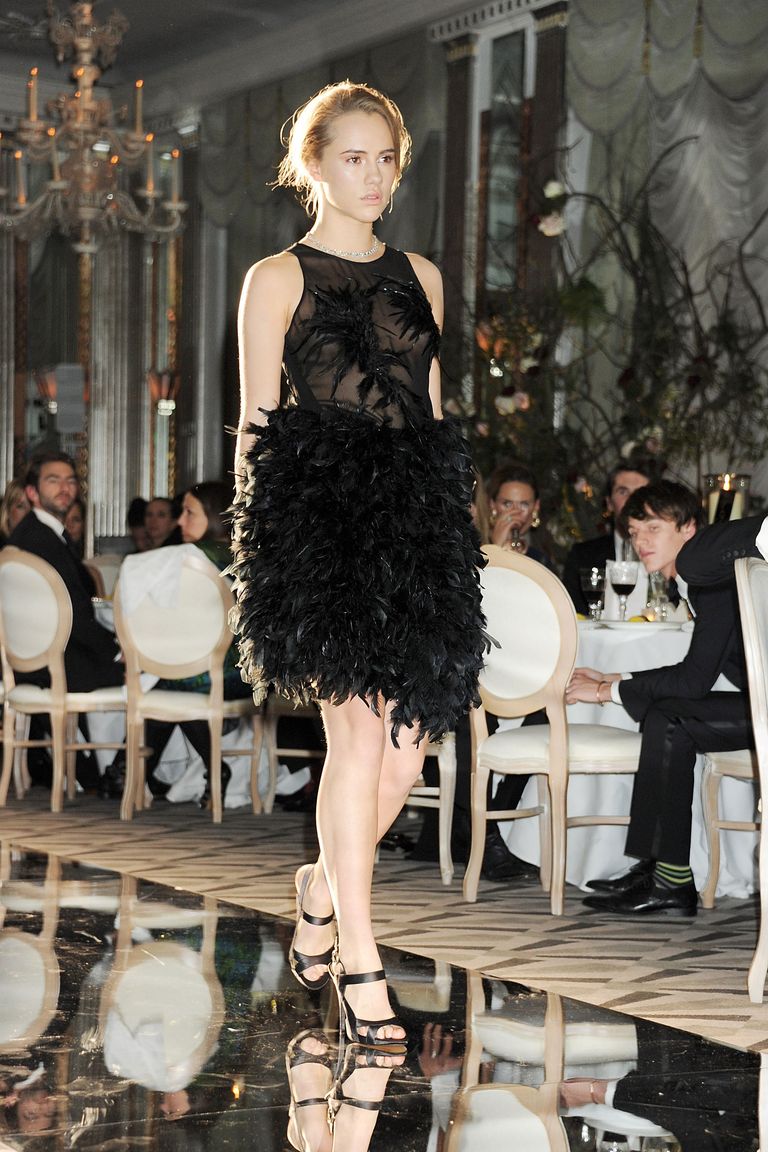 A Primer on Suki Waterhouse, Model and It Girl