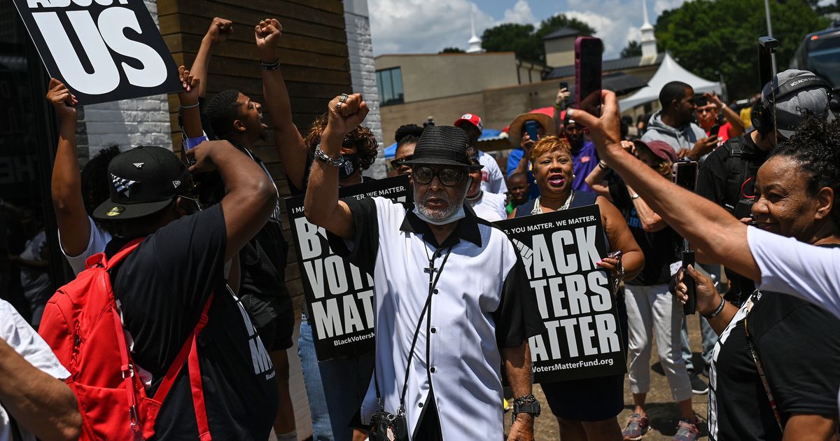 Smearing Popularism Does Not Help Black Voters