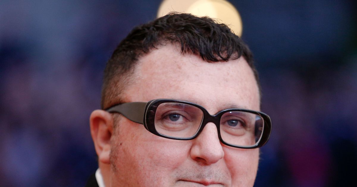 Alber Elbaz Wants You to Fall in Love in His Clothes