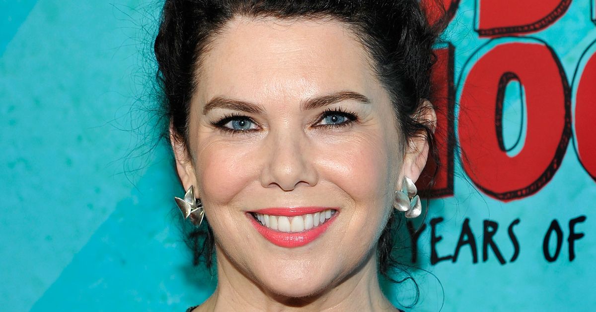 Lauren Graham Is Returning to Broadcast TV in Linda From HR