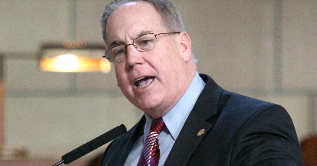 Nebraska Lawmaker Resigns Over Offensive Women’s March Tweet