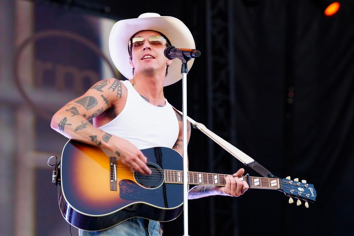 Who Is Role Model? ‘Sally’ Singer and ‘SNL’ Guest, Explained