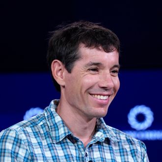 Skyscraper Live: What Netflix Will Do If Alex Honnold Falls?