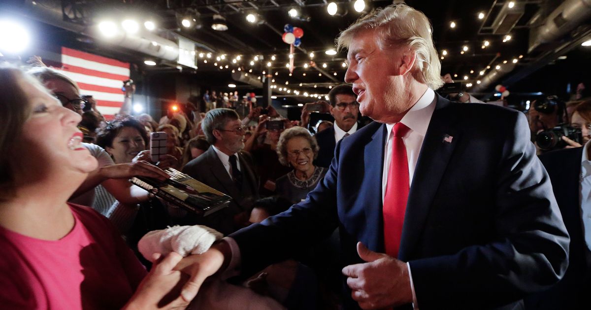 Trump vs. Everybody Is the New McCain vs. Bush