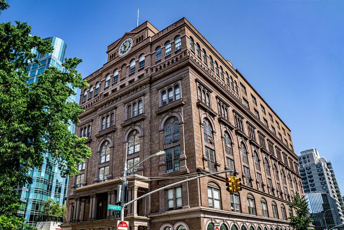 Succession Season 3 Filming Locations in NYC