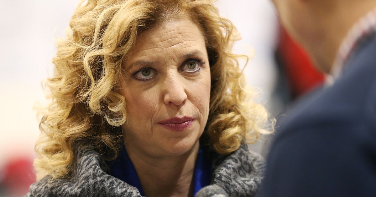 FBI Now Looking Into the DNC Email Hack